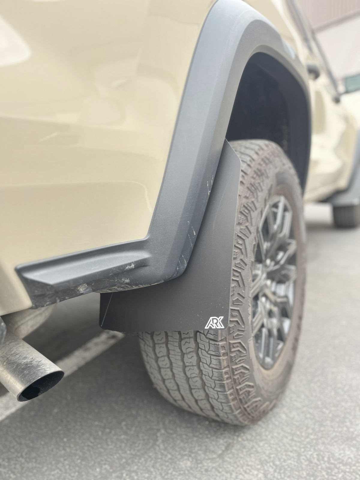 Chevy Colorado 2023+ Gen 3 ZR2/TrailBoss | Ark Splash Guards